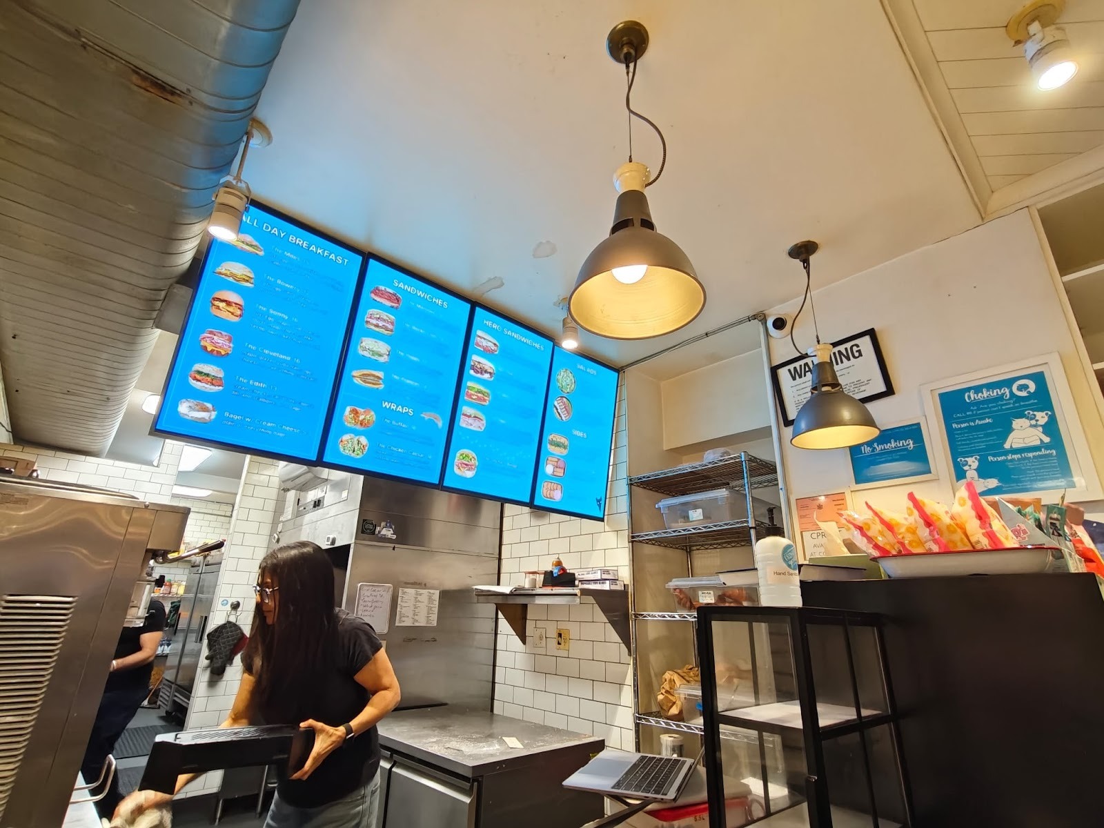 Digital Menu Board Installation Cost: A 2026 Pricing Guide For ...